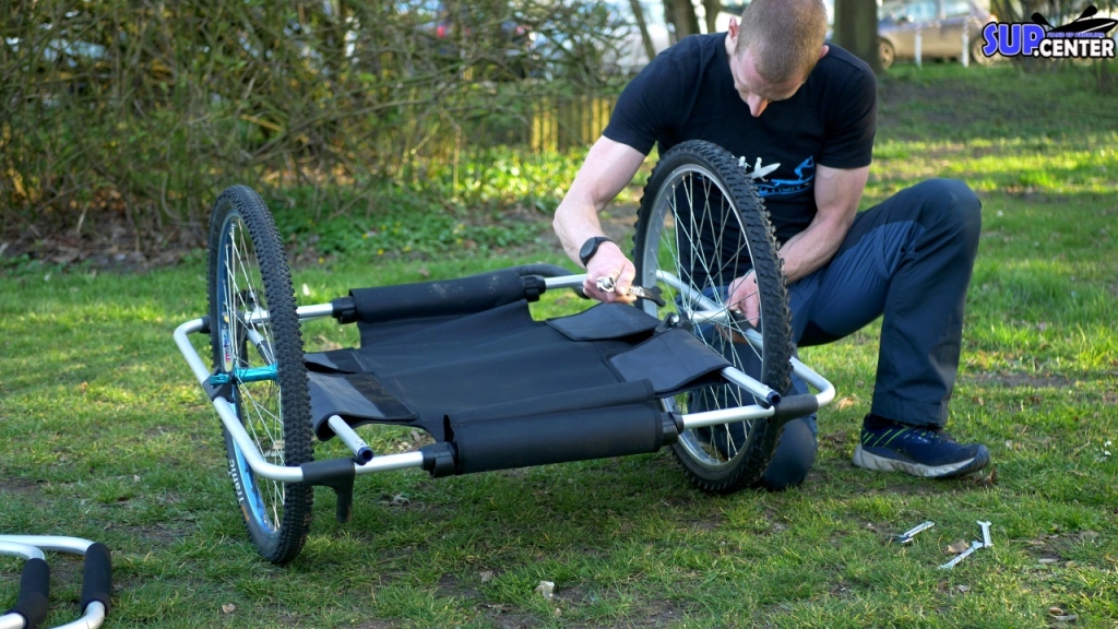 SUP-Board mit dem Fahrrad transportieren - Das ist unser Anhänger ...