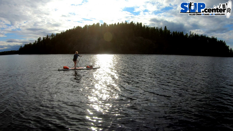SUP Mikroabenteuer in SCHWEDEN: 2-Tagestour mit Übernachtung auf einer ...